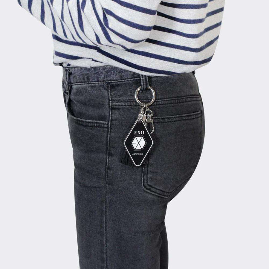 엑소 | EXO LEATHER TASSEL KEYCHAIN – Music Plaza